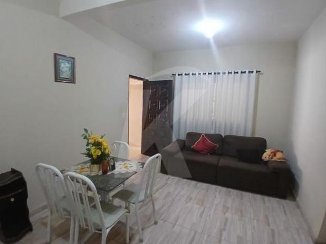 Casa 3 quartos, 2 salas, 2 vagas de garagem na Vila Medeiros