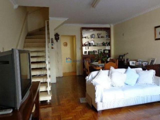 Casa 3 quartos 2 vagas na melhor localização de Mirandopolis