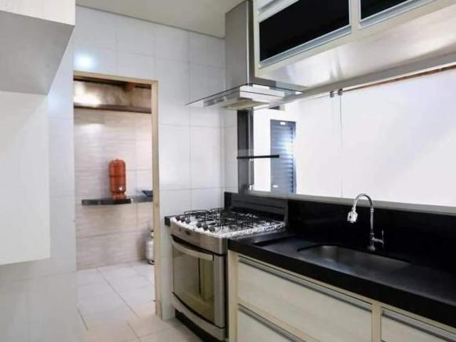 Casa, 3 quartos, 2 vagas