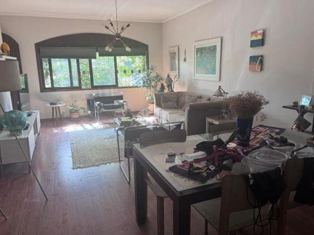 Casa 3 quartos, 3 vagas, amplo jardim no Jardim Itú Sabará