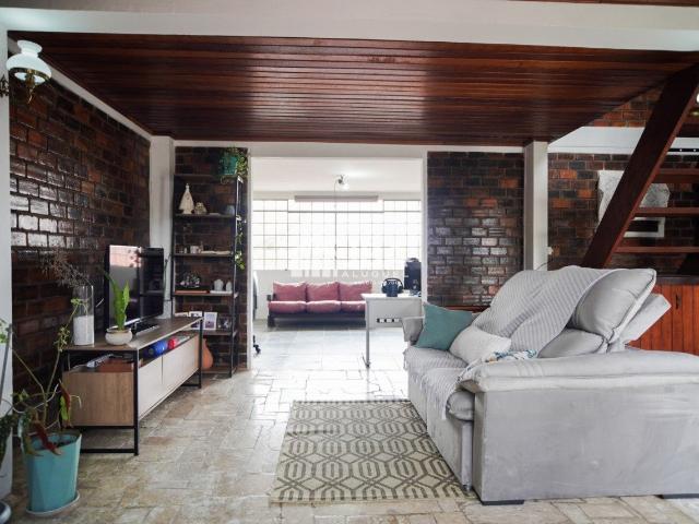 Casa 3 Quartos Uberaba 210m²