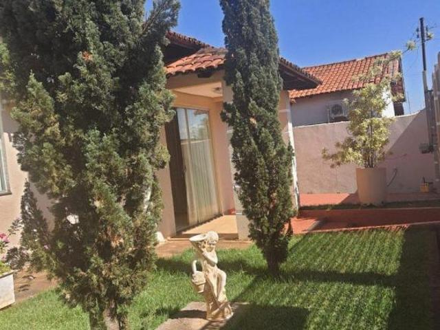 Casa 3 quartos varanda gourmet,quintal em Goianira