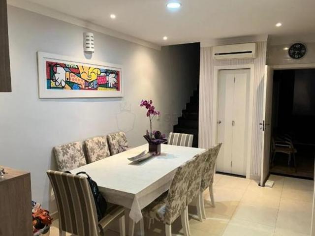 CASA 3 QUARTOS Á VENDA, NO MEDEIROS JUNDIAÍ SP