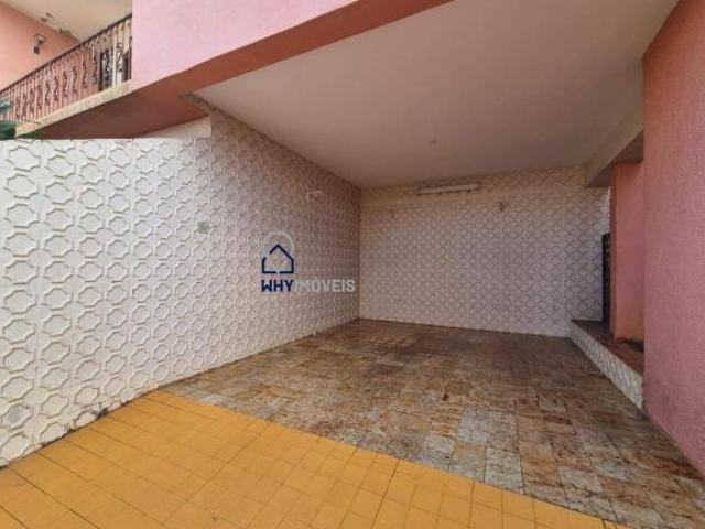 Casa 3 quartos à venda no Caiçaras