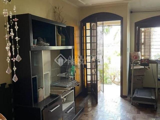 Casa 3 quartos à venda no Jardim Itu Sabará Porto Alegre