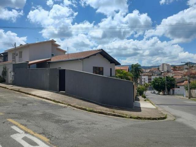 Casa 3 quartos à venda em Jardim das Azaléias, Poços de Caldas