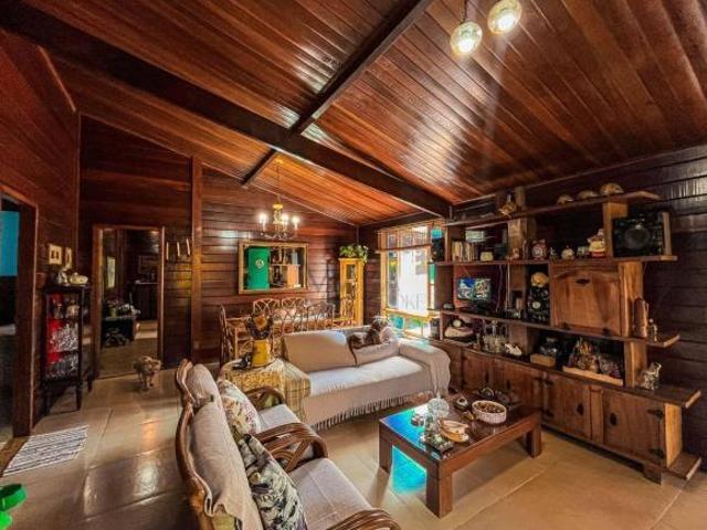 Casa 3 quartos à venda, 270 m² por R$ 1.200.000 Algarve Cotia/SP