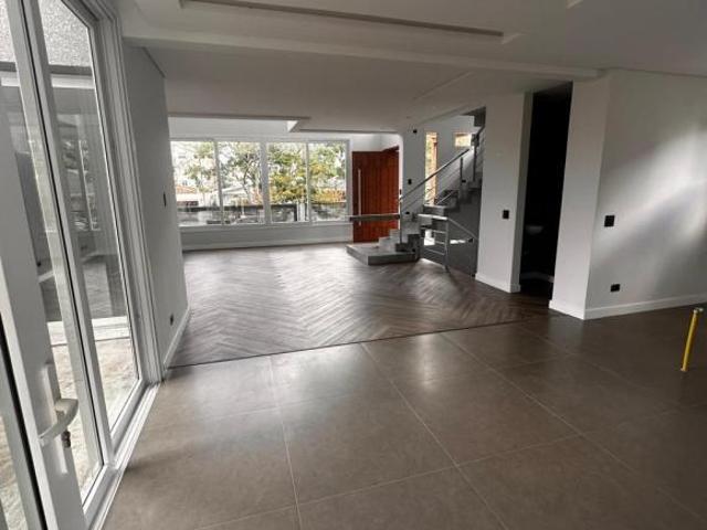 Casa 3 Quartos Alto Padrão