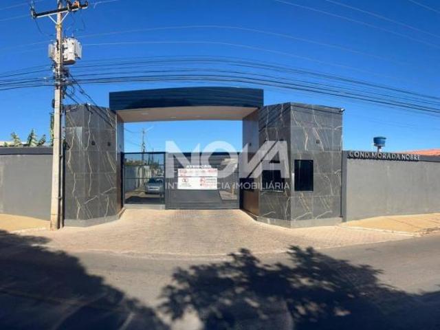 Casa 3 Quartos Área com Piscina Reformada Condomínio Morada Nobre