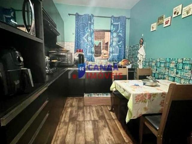 Casa 3 quartos, bairro Cidade Jardim c/ 432m² de terreno
