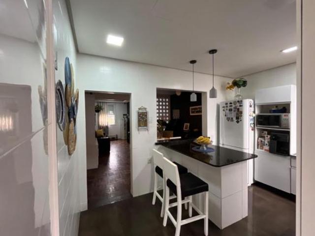 Casa 3 quartos, Bairro Partenon, 3 vagas, piscina