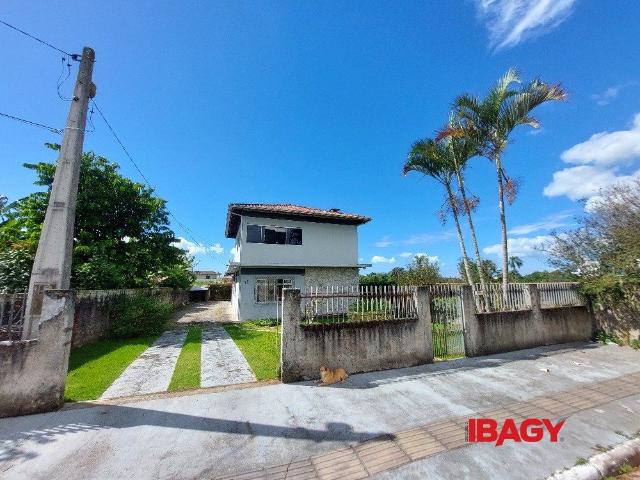 Casa 3 Quartos Caminho Novo 156m²