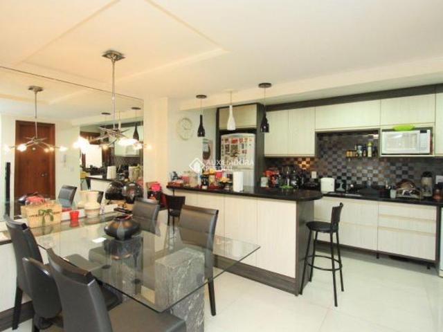 Casa 3 quartos com 3 suítes e 2 vagas à venda bairro Bela Vista