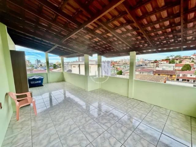 Casa 3 Quartos com 1 Suíte e 239m² Barreiros EST