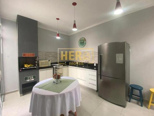 Casa 3 Quartos com 1 Suíte e 167m² Medeiros