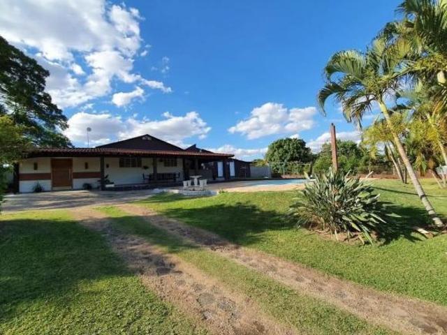 Casa 3 Quartos com 1 Suíte e 7000m² Sítios de Recreio Portal do Vale