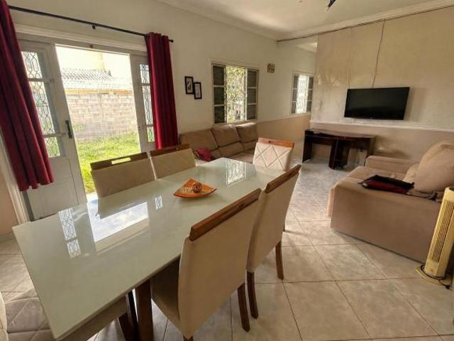 Casa 3 Quartos com 2 Suítes + 2 Vagas | Aceita Permuta no Guará