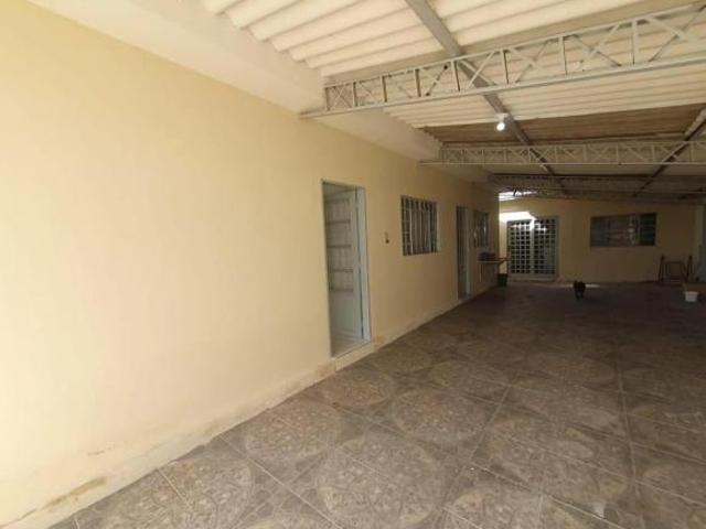 Casa 3 Quartos com 300m² Jardim Santa Clara