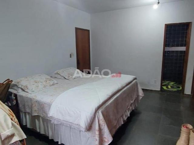 Casa 3 quartos com DCE Jardim América Casa de Rua com 3 Quarto s por R$ 950000.00 no setor Jardim A