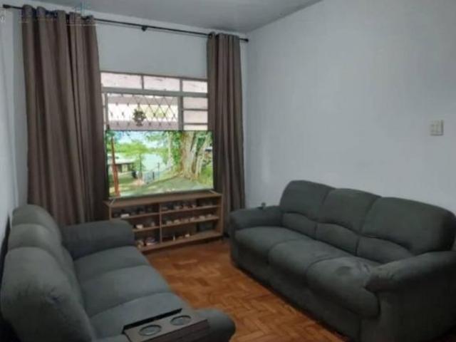 Casa 3 quartos com excelente localização central – segurança e praticidade