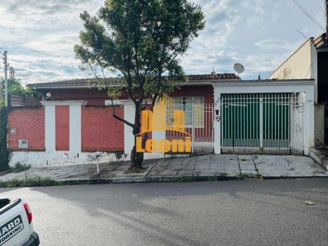 Casa 3 quartos com excelente localização no Jardim Santo André