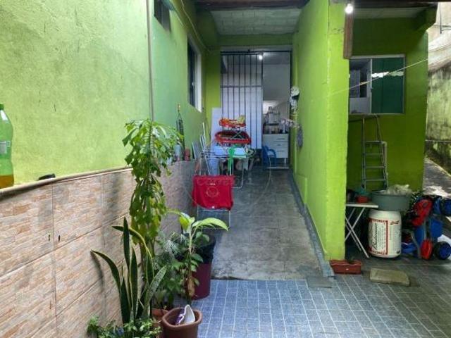 Casa 3 quartos com suite com 2 casas no lote proximo ao centro comercial