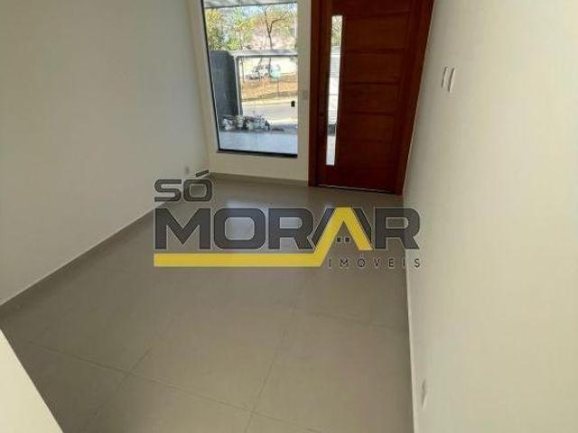 CASA 3 QUARTOS COM SUITE ALTO PADRAO