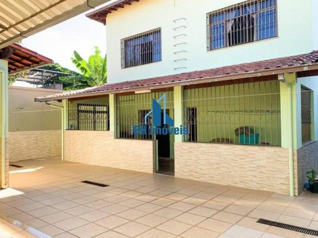 Casa 3 quartos com suíte e 2 vagas no bairro Serrano/Saramenha Belo Horizonte/MG