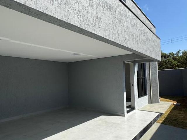 Casa 3 Quartos com Suíte e Churrasqueira à Venda em pedro leopoldo – 2 Vagas – Aceita FGTS