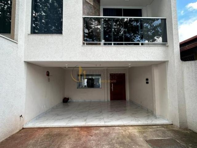 CASA 3 QUARTOS COM SUÍTE MASTER, CLOSET, QUINTAL E 3 VAGAS NO BAIRRO ANGOLA EM BETIM