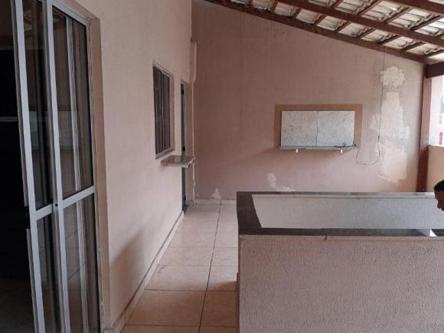 CASA 3 QUARTOS COM VARANDA E GARAGEM – BAIRRO ELDORADO – CONTAGEM R$ 350.000