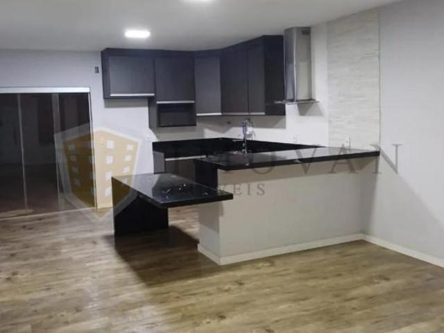Casa 3 quartos em condomínio, sendo 1 suíte