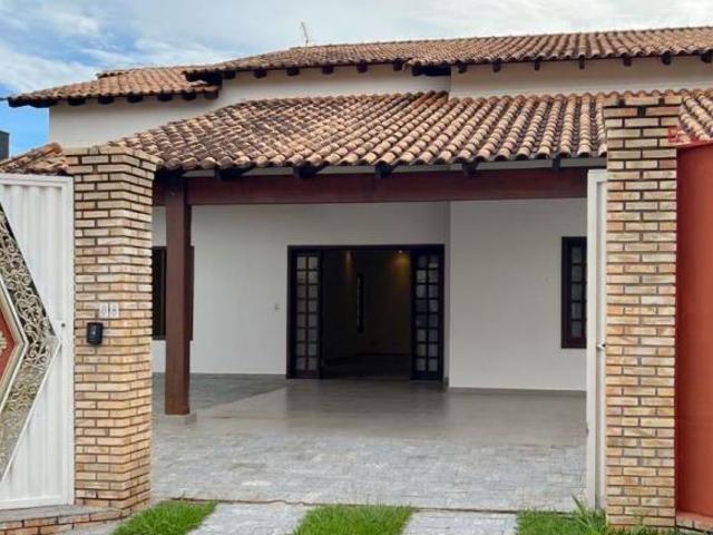 CASA 3 QUARTOS, ESCRITURADA, EM FRENTE AGUAS CLARAS, EM CONDOMÍNIO FECHADO!