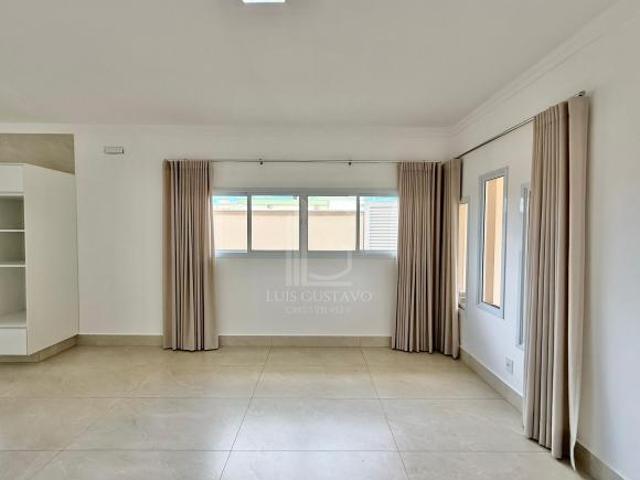 CASA 3 QUARTOS GOLDEN VILLE