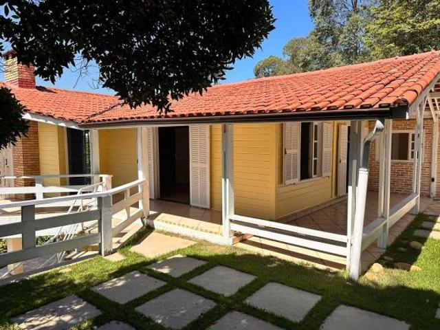 CASA 3 QUARTOS,ISOLADA EM CONDOMINIO, GRANJA VIANNA