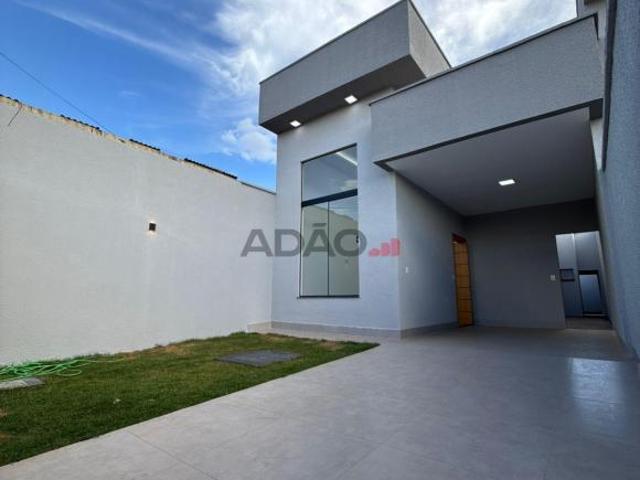Casa 3 quartos Jardim Itaipu Casa de Rua com 3 Quarto s por R$ 450000.00 no setor Jardim Itaipu V