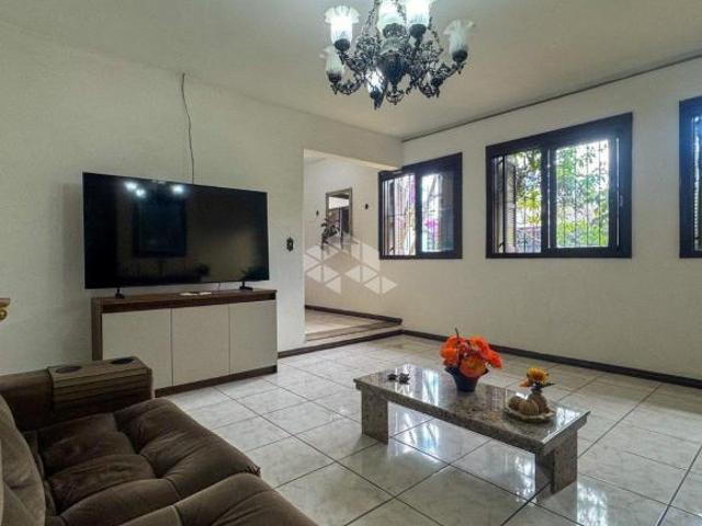 Casa 3 quartos no Bairro Guarujá Porto Alegre