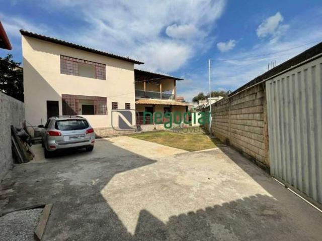 Casa 3 quartos no bairro Petrópolis Betim