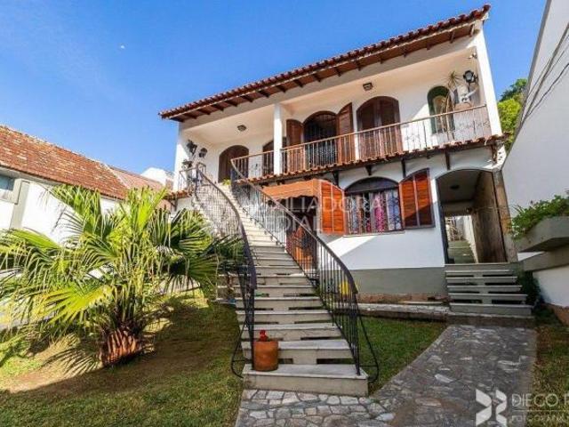 Casa 3 quartos no bairro Tristeza