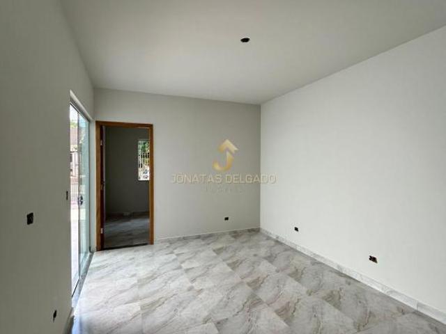 Casa 3 Quartos no Campos Eliseos, Perto da Av. Guaiapó – Maringá
