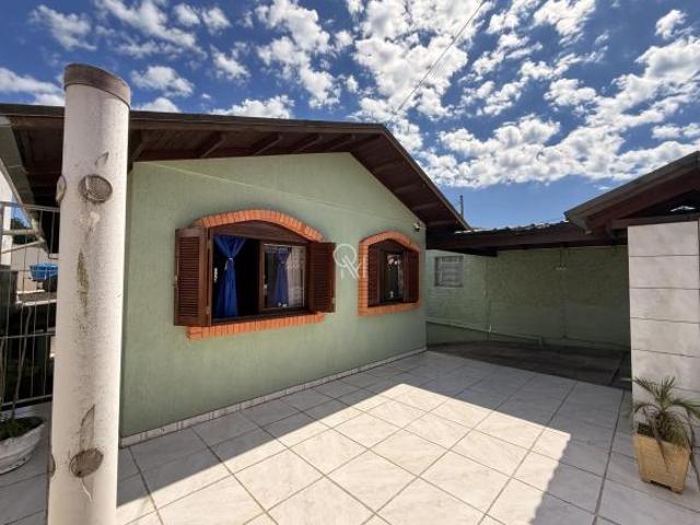 Casa 3 quartos no Santa Lúcia
