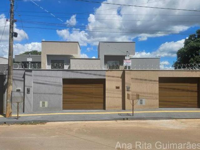 Casa 3 Quartos para Venda no Aeroporto Sul Aparecida de Goiânia
