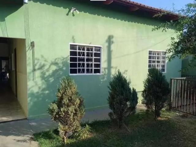 Casa 3 Quartos para Venda no Jardim Tropical Aparecida de Goiânia