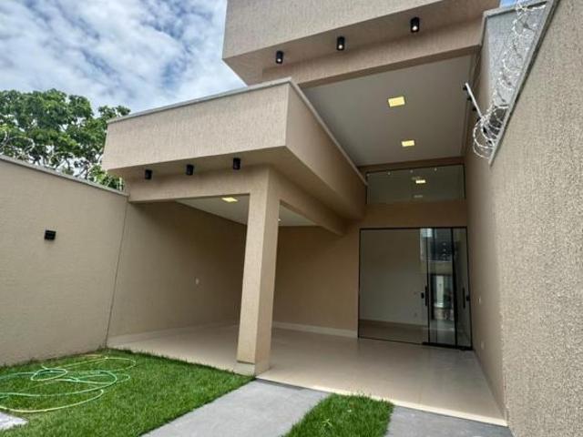 Casa 3 Quartos para Venda no Setor Faiçalville Goiânia