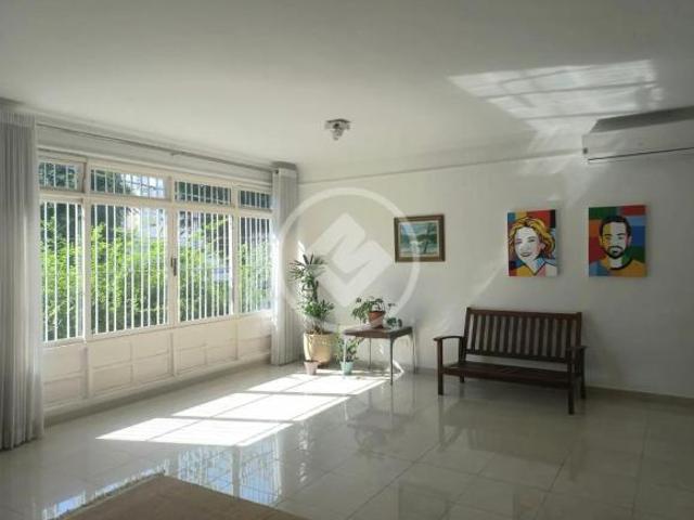 Casa 3 quartos Ponta da Praia Santos