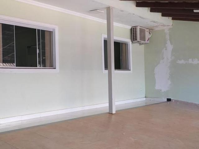 Casa 3 quartos pronto para Clinica Veterinária 61 99463 5151
