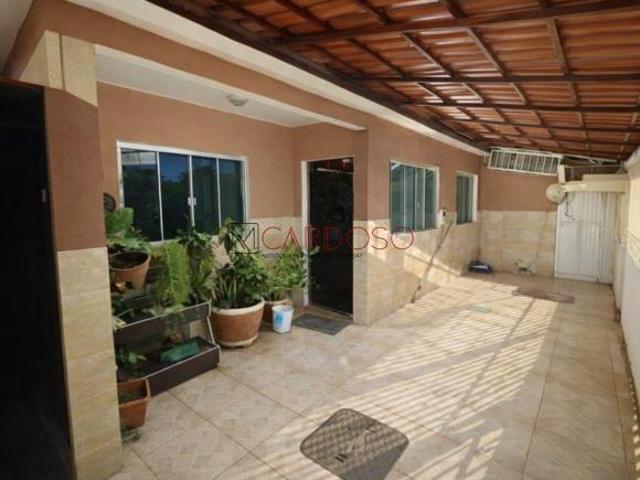 Casa 03 quartos na Ceilândia D, QNP 32 Psul, aceita financiamento e FGTS, 2 vagas
