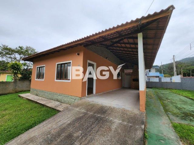Casa 3 Quartos Ratones 110m²