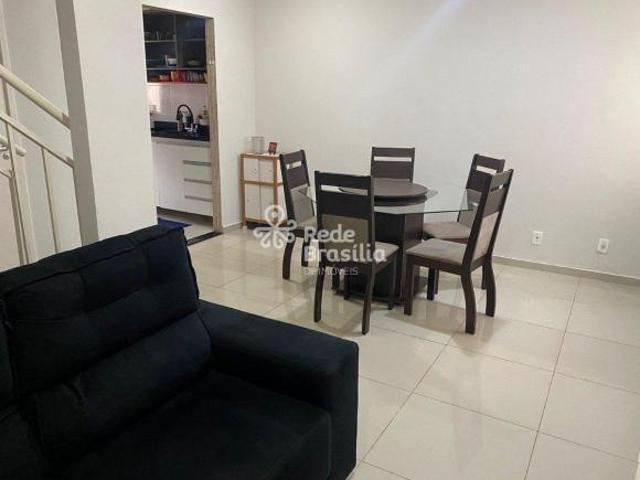 Casa 3 Quartos reformada | 90m² | 2 Vagas | Quadra QC 11 Jardins Mangueiral Brasília DF
