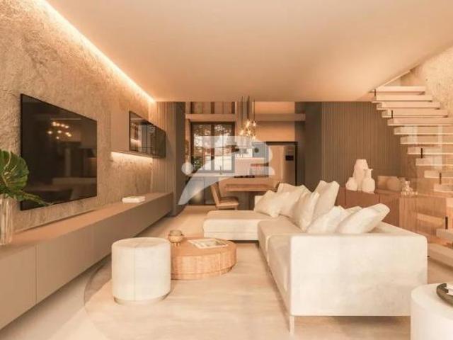 Casa 3 Quartos Santa Felicidade 227m²
